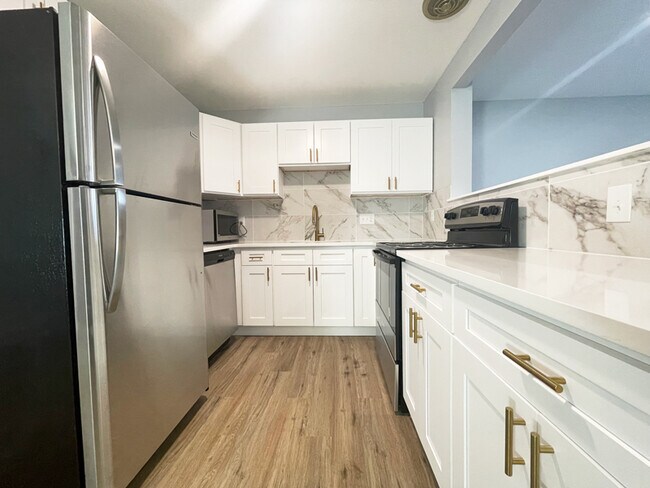 200 Cook Hill Rd - Wallingford, CT | ForRent.com