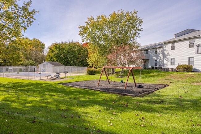 Kingsgate Village Apartments For Rent in West Chester, OH | ForRent.com