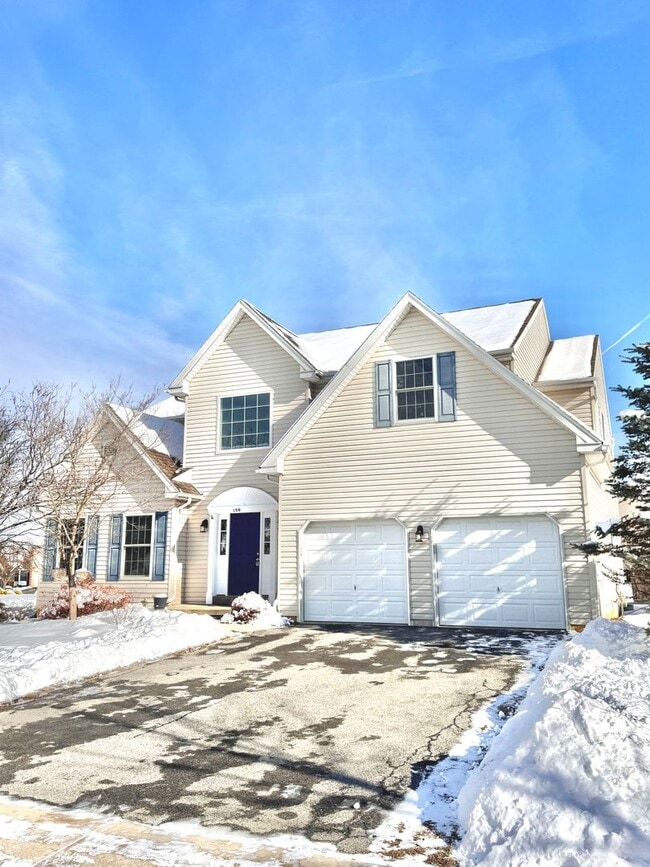 Four-Bedroom Off-Campus Housing & Apartments in Lower Macungie Township ...