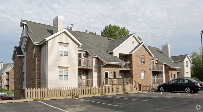 High Point Woods Apartments - Madison, WI | ForRent.com