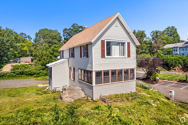 Short Beach Apartments - East Haven, CT | ForRent.com