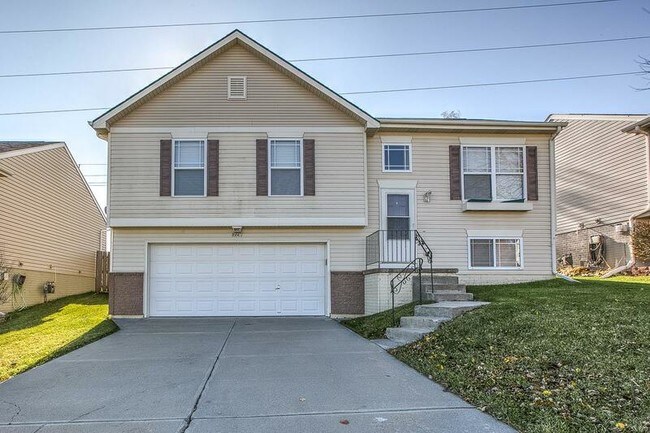 16607 Patrick Ave Rental For Rent in Omaha, NE | ForRent.com