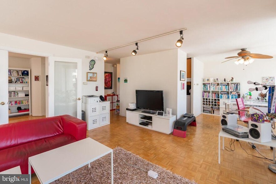 226 W Rittenhouse Square Unit UNIT 2716 - Apartment for Rent ...