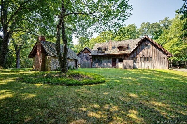 23 Pond Brook Rd Rental For Rent in Newtown, CT | ForRent.com