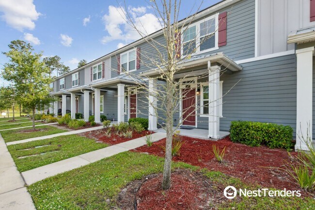 Beautiful Townhome with Two Primary Suites! - House Rental in Yulee, FL ...