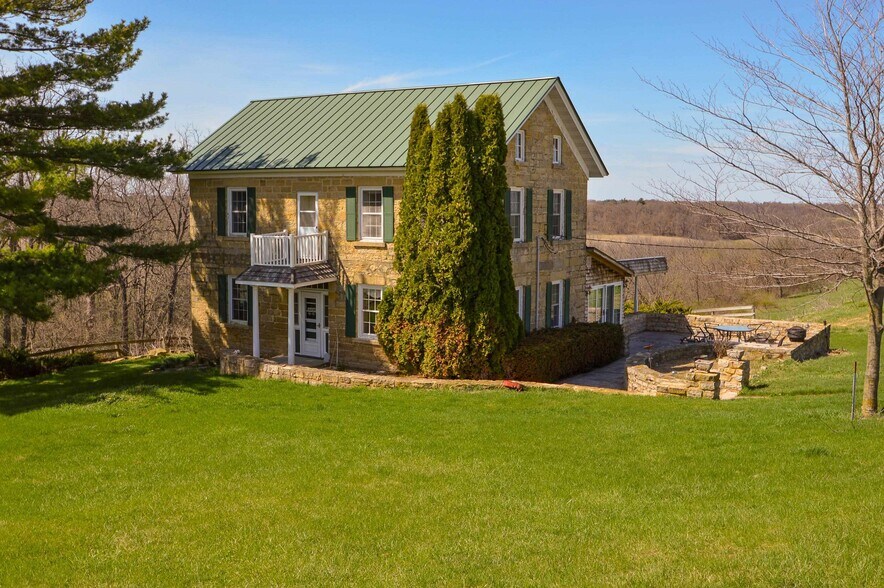 Off-Campus Houses for Rent in Boscobel, WI | ForRentUniversity