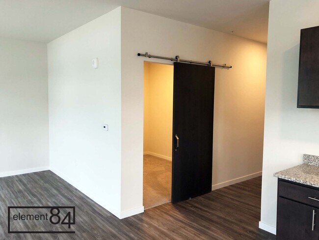 Element 84 Apartments For Rent in West Allis, WI | ForRent.com