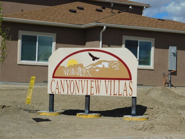 Within Walking Distance to Community Hospital Rental - Casas en ...