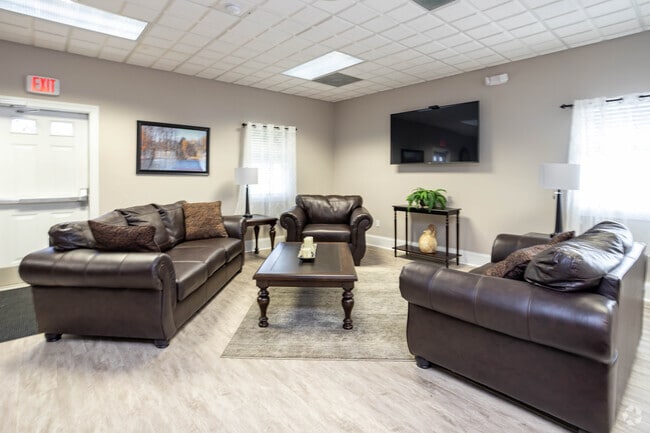 Center Pointe at Radisson Apartments - Baldwinsville, NY | ForRent.com