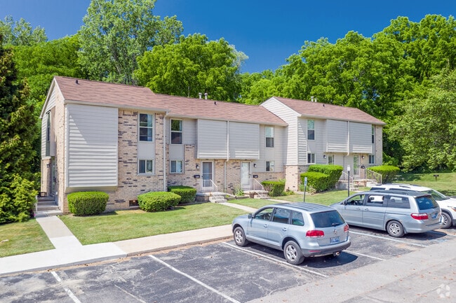 Timberlea Village Apartments For Rent in Rochester Hills, MI | ForRent.com