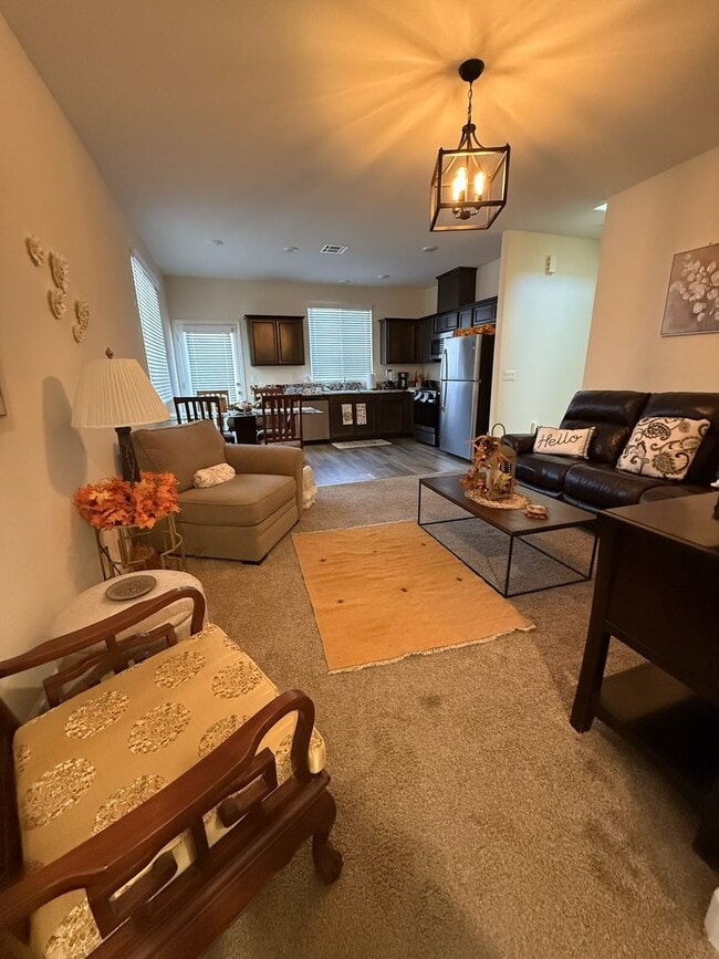 Beautifully appointed nearly new home Off-Campus Housing, Carson City, NV