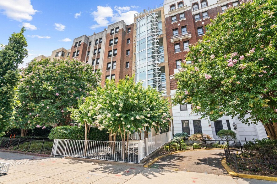 1612 16th St NW | Washington, DC | Starting at $6,490 | ForRent.com