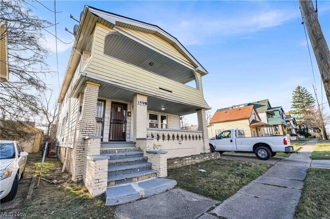 3598 E 143rd St Apartment Unit UP - Cleveland, OH | ForRent.com