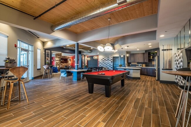 Foxridge Apartment Homes | Virginia Tech | Off-Campus Housing Search