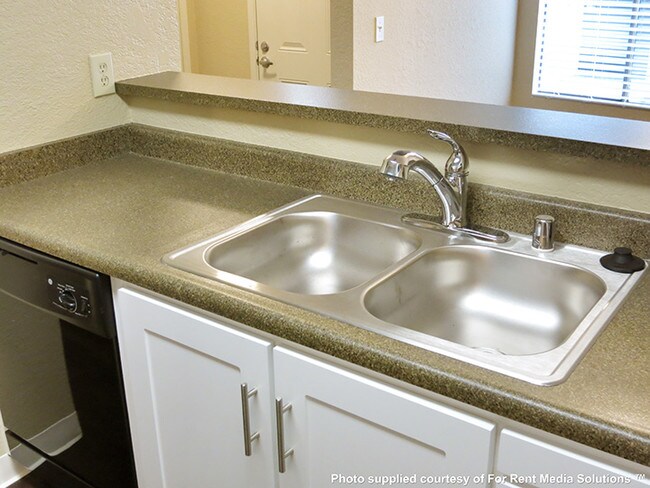 Huntington Square Apartments - Citrus Heights, CA | ForRent.com