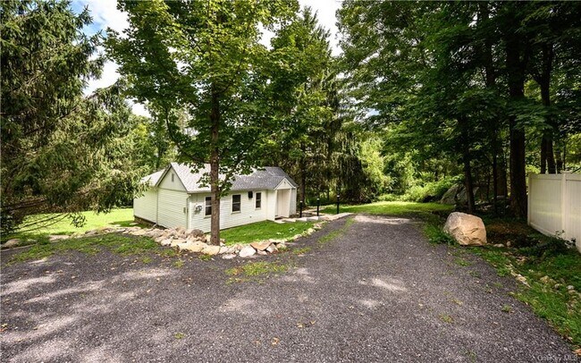 12 Red Brook Rd - House Rental in Mahopac, NY | ForRent.com