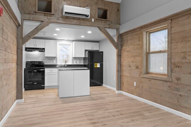 10 Monarch Way Unit 203 - Portsmouth, NH | ForRent.com