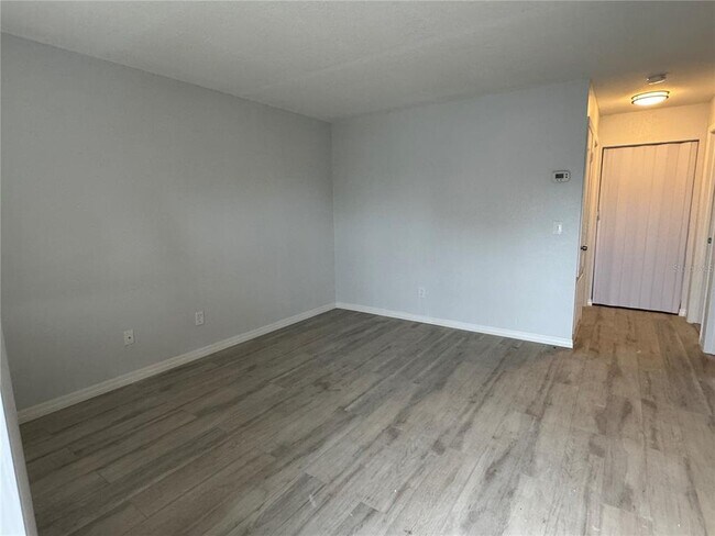 11314 N 52nd St Apartment Unit C-18 - Tampa, FL | ForRent.com