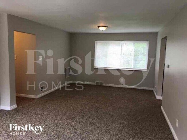 2945 Hull Ave Rental - Casas en Alquiler - Cincinnati, OH | ForRent.com