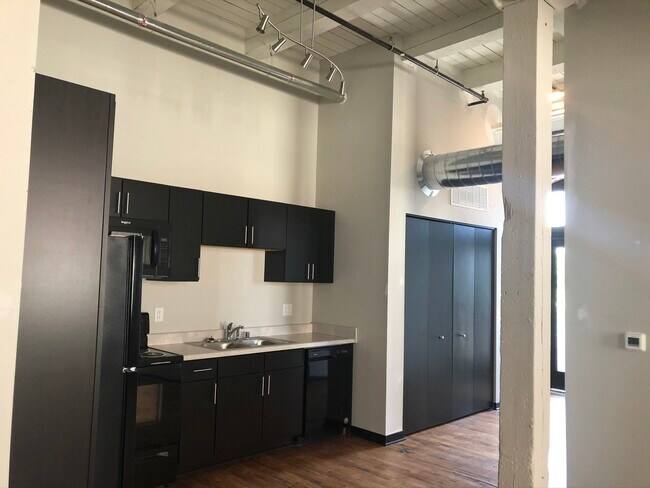 Gold Medal Lofts - Racine, WI | ForRent.com