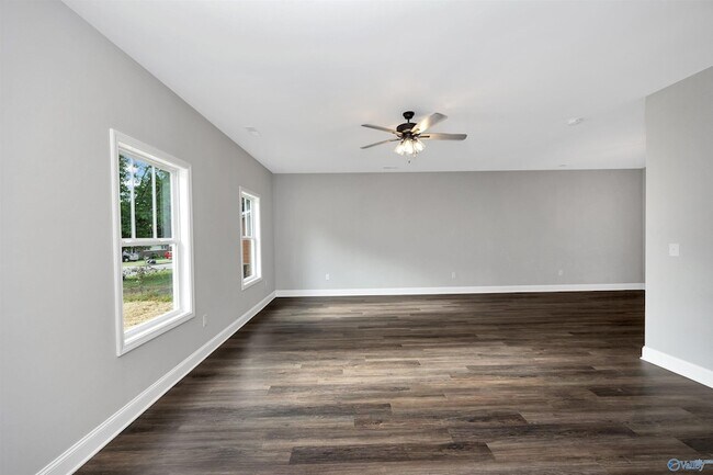 1711 Golf Club Ln NW House Off-Campus Housing, Huntsville, AL