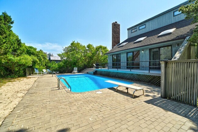 53 Devon Rd Rental - House Rental in Amagansett, NY | ForRent.com
