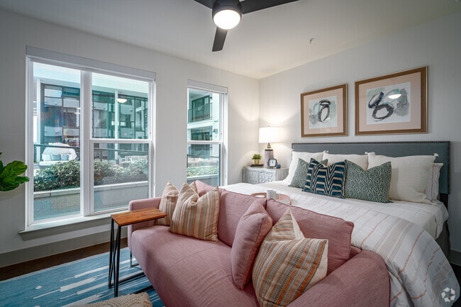 The Oliver Apartments - Houston, TX | ForRent.com
