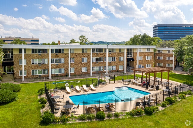 Normandale Lake Estates Apartments - Bloomington, MN | ForRent.com