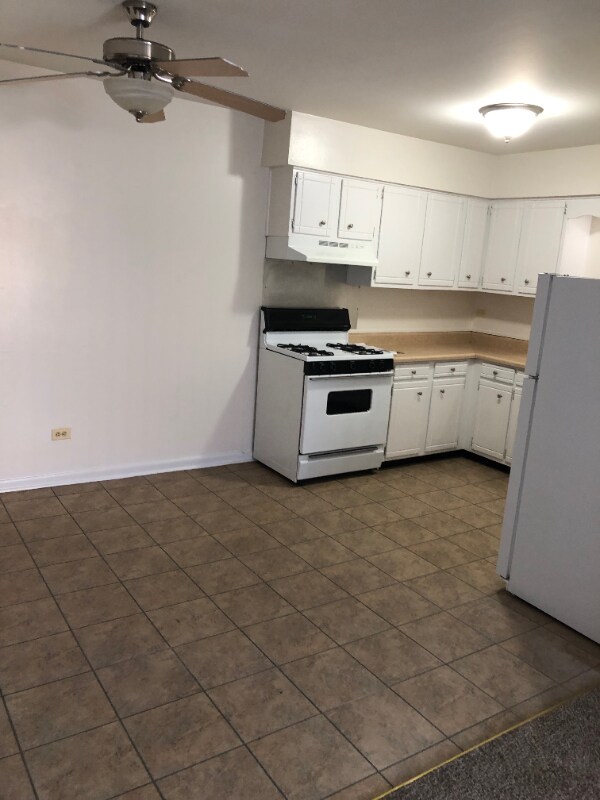 510 N Mill Rd Apartment Unit 2G - Addison, IL | ForRent.com