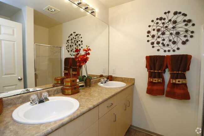 Arrive North Bend Apartments - Townhomes for Rent - North Bend, WA ...