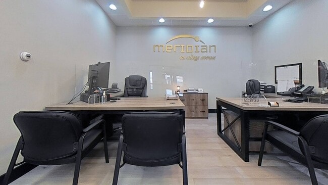 Meridian on College Avenue Apartments | Penn State University | Off ...