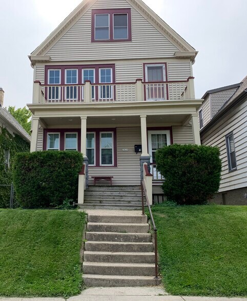 2625 N Fratney St | Milwaukee, WI | Starting at $1,200 | ForRent.com