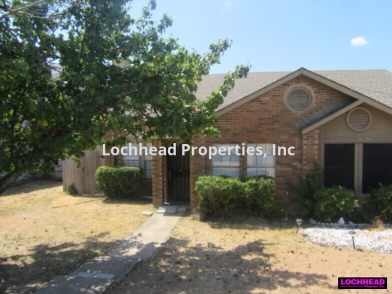 4917 Lomax Dr - House for Rent in Dallas, TX | ForRent.com