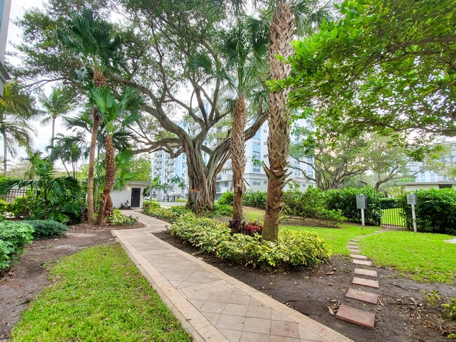 Aliro Apartments - North Miami, FL | ForRent.com