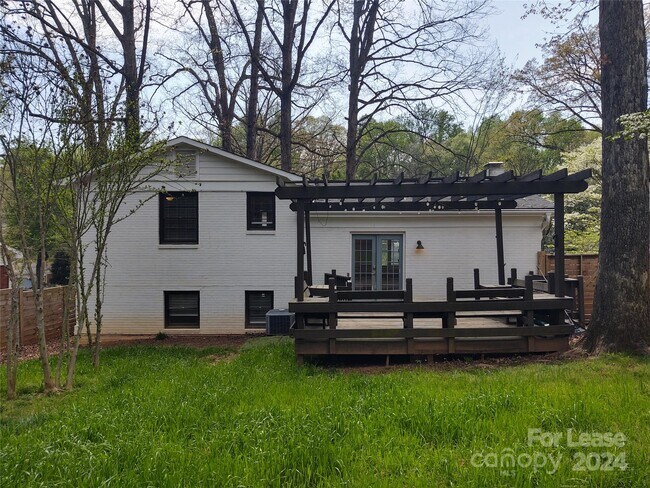 5121 Kistler Ave - House Rental in Charlotte, NC | ForRent.com