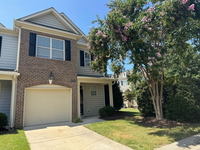 END Unit 3 Bedroom | 2.5 Bath Raleigh Town... - Townhome Rental in ...