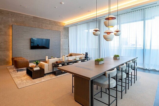 Brava Apartments - Houston, TX | ForRent.com