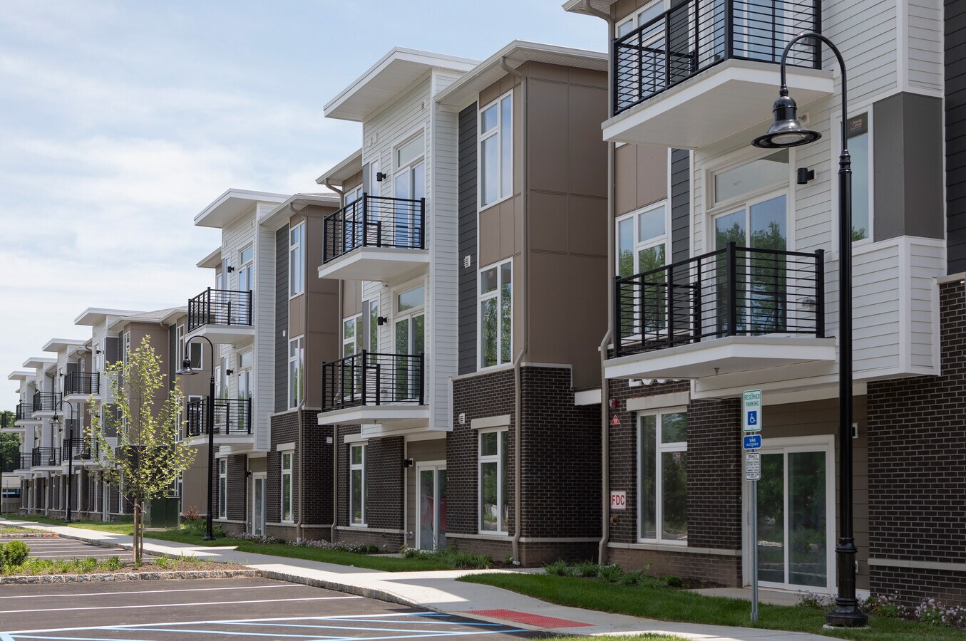 Cornerstone at Holmdel Apartments - Holmdel, NJ | ForRent.com