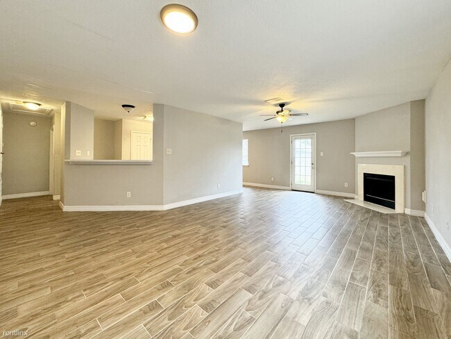 3 br, 2 bath House - 4610 Kings Ridge Rd - House Rental in Houston, TX ...