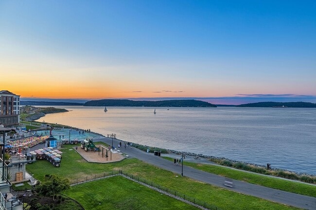 Copperline at Point Ruston Apartments For Rent in Tacoma, WA | ForRent.com