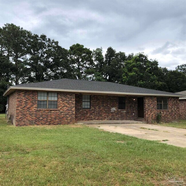 922 Bremen Ave House - House Rental in Pensacola, FL | ForRent.com