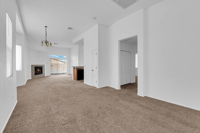 Beautiful 3/2 home! Corner lot in gated community!! Off-Campus Housing ...