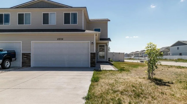4024 Fire Walker Trail Off-Campus Housing, Cheyenne, WY