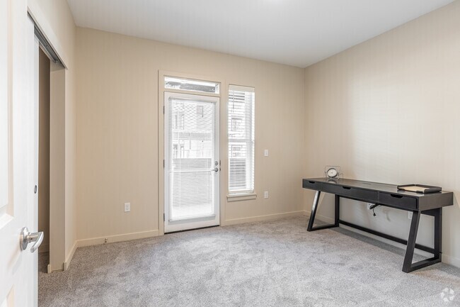 Fox Ridge Apartments - Troutdale, OR | ForRent.com