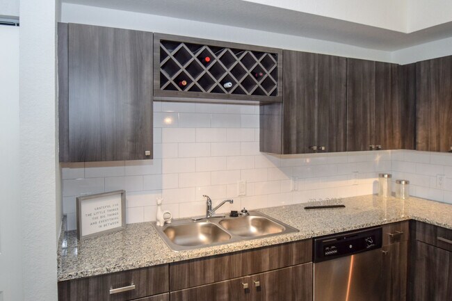 The Solera at Kendall West Apartments - Jacksonville, FL | ForRent.com