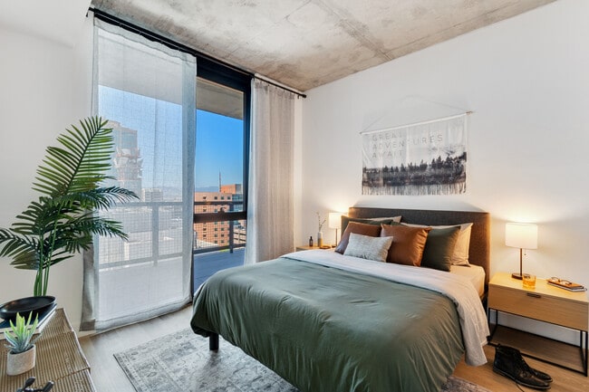 X Phoenix Apartments For Rent in Phoenix, AZ | ForRent.com