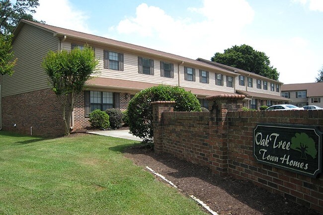 Oak Tree Apartments - Fountain Inn, SC | ForRent.com