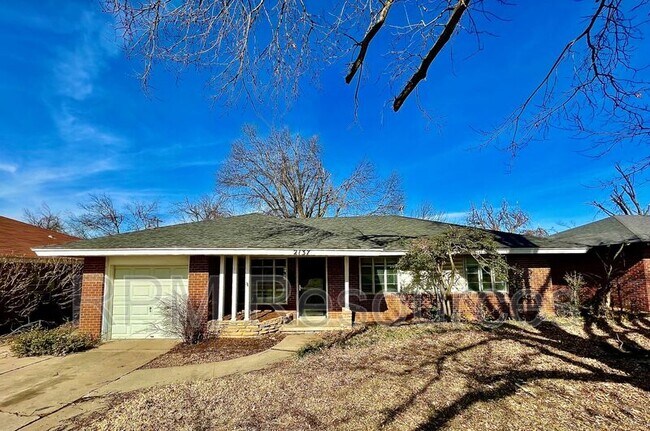 2137 Barclay Rd Rental - House Rental in The Village, OK | ForRent.com