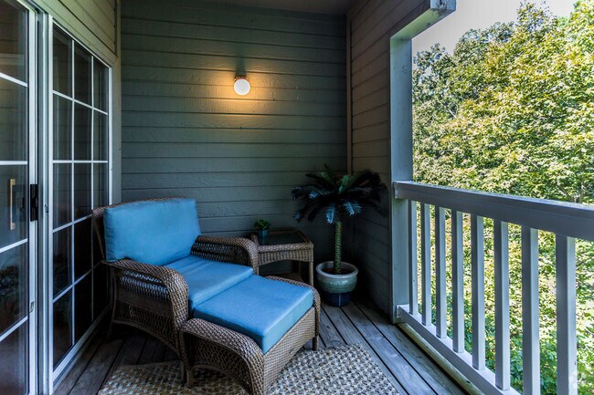 Chenal Commons Apartments - Little Rock, AR | ForRent.com