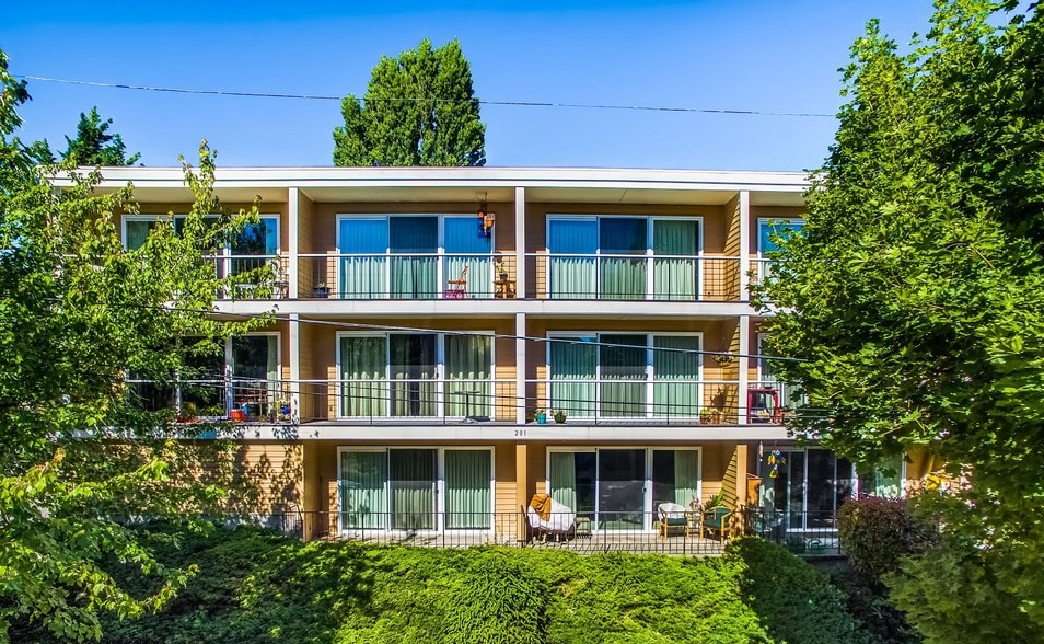 Leschi Lakeview | Seattle, WA | Starting at $1,495 | ForRent.com